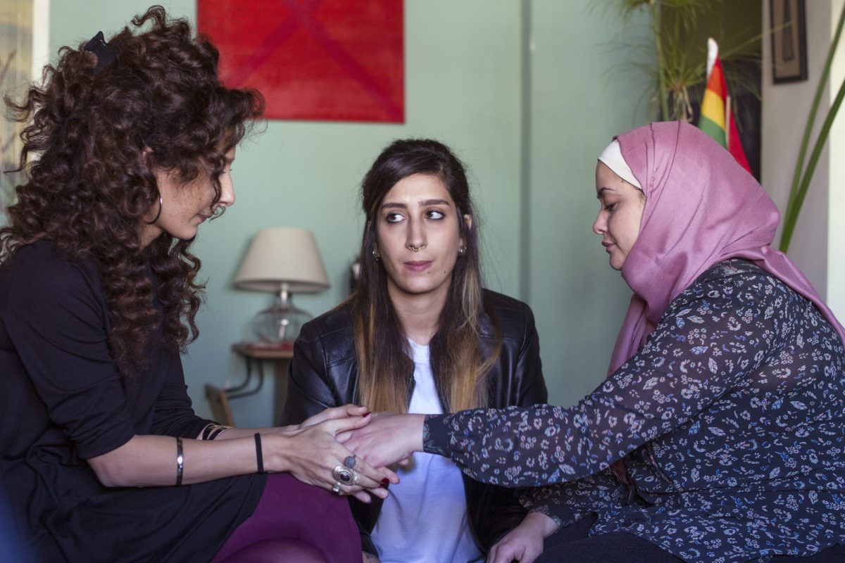 Bar Bahar. Entre dos mundos (Bar bahr) – Insertos Cine